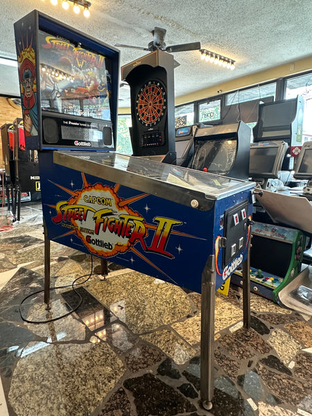 Street Fighter II Champion Edition Pinball Machine by Gottlieb (1993 ...